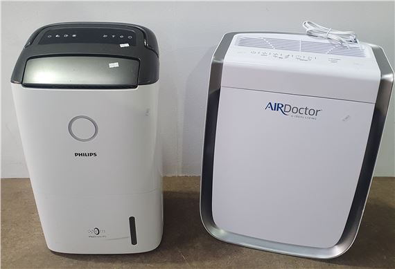 Phillips | A PHILLIPS DE HUMIDIFIER | MutualArt