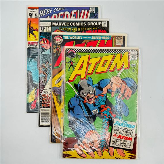 Marvel Comics | Five (5) Assorted DC and Marvel Comics | MutualArt
