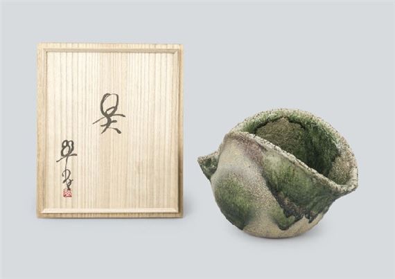 Suiko Nagakura | Vase (1995) | MutualArt