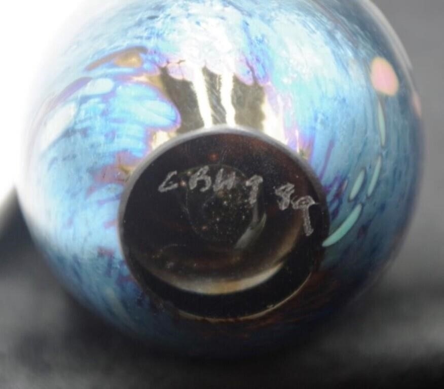 Colin Heaney | Colin Heaney Art Glass paperweight | MutualArt