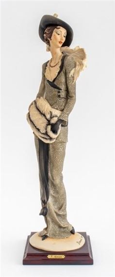 Giuseppe Armani | Giuseppe Armani Art Deco Lady Porcelain Figure (1987 ...