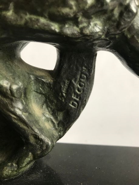 Michel Decoux | L'homme à la roue Bronze à patine verte | MutualArt