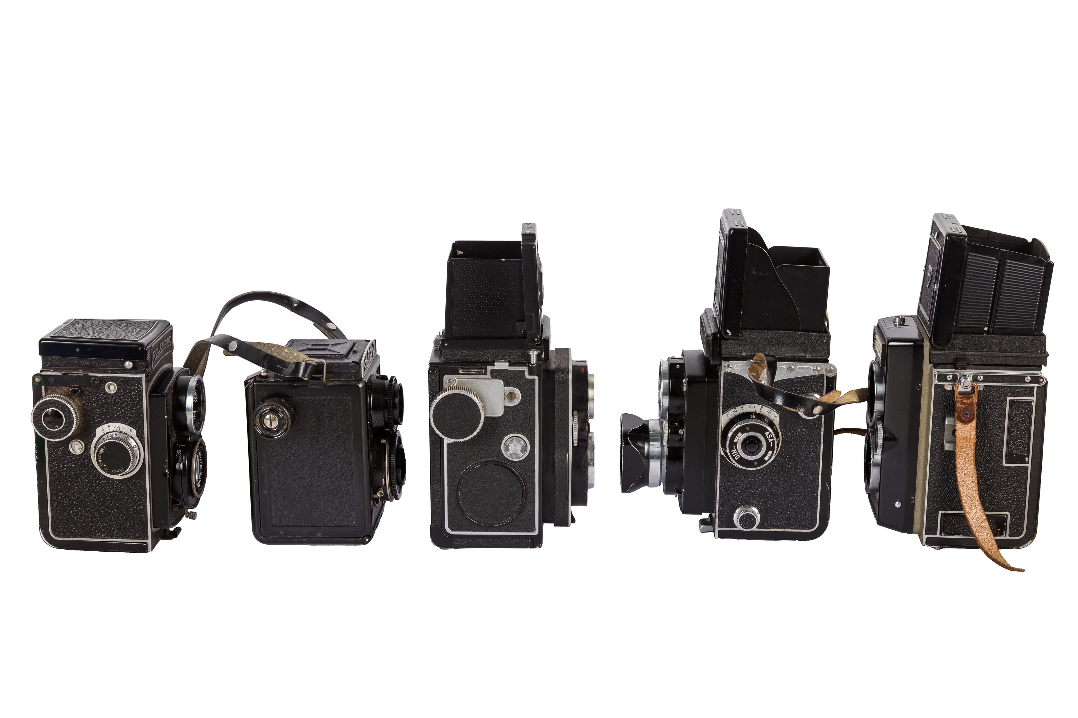 Carl Zeiss | A Selection of TLR Cameras | MutualArt