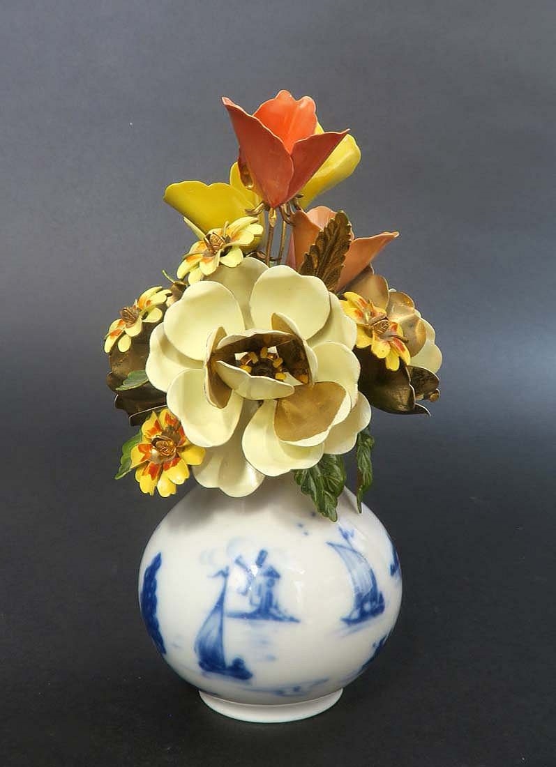 Franklin Mint | IGOR CARL FABERGE ROYAL DUTCH BOUQUET (1980) | MutualArt