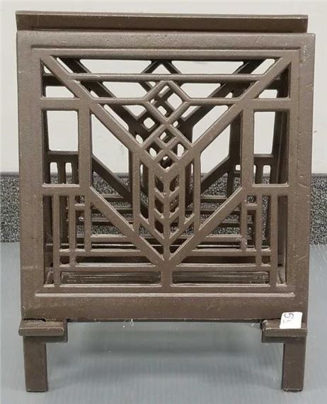 Frank Lloyd Wright | Cast metal Frank Lloyd Wright design contemporary ...