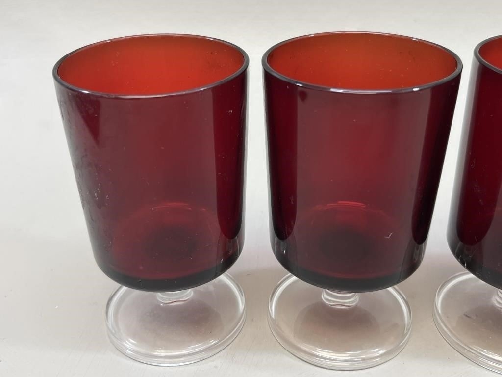 Luminarc | 4 Luminarc Ruby Red Wine Glasses | MutualArt