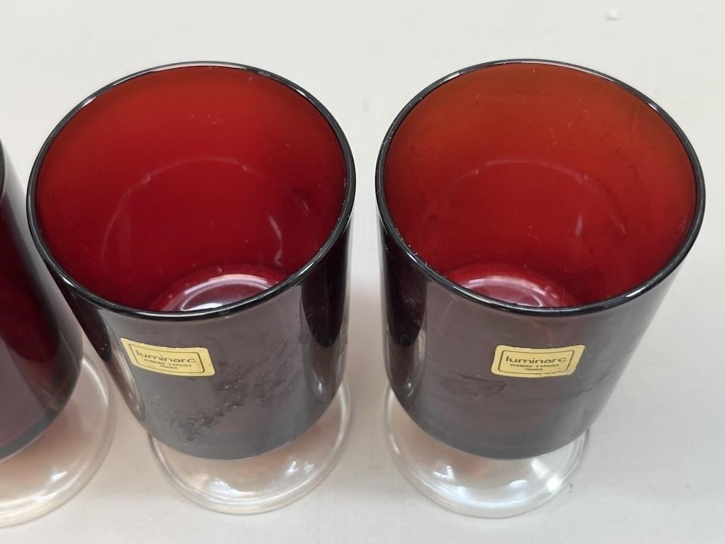 Luminarc | 4 Luminarc Ruby Red Wine Glasses | MutualArt