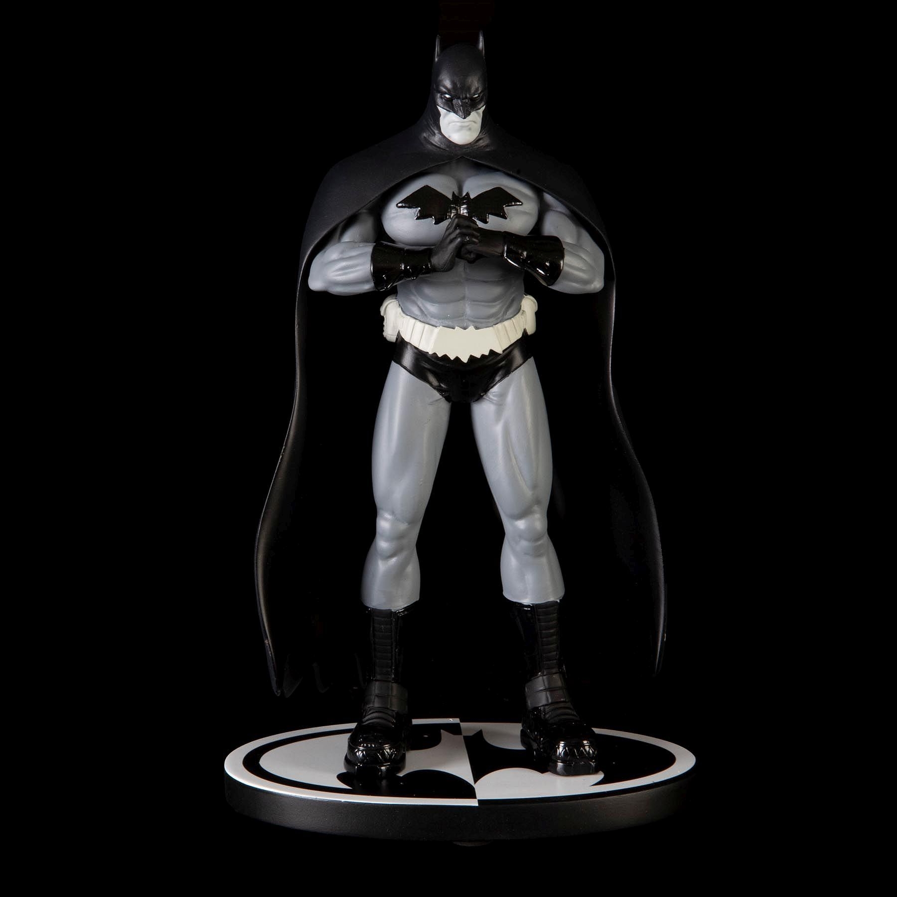 Phil Ramirez. | Batman Black and White Statue | MutualArt