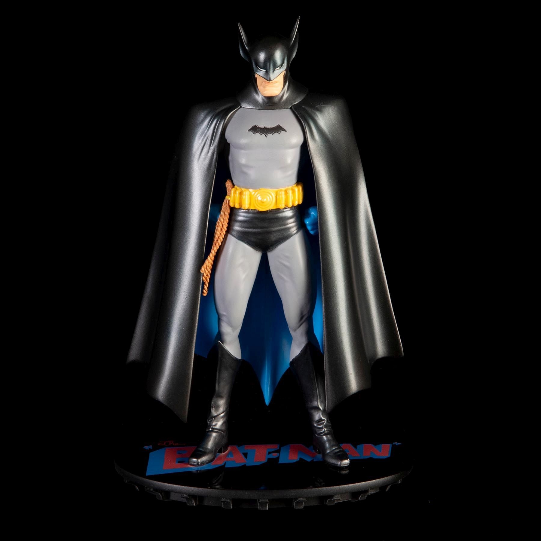 Tim Bruckner | DC Chronicles Batman Statue | MutualArt
