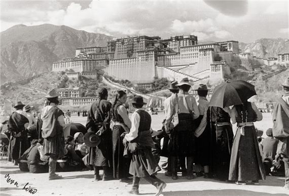 Eva Sandberg Xiao | Images of Lhasa and the Potala Palace | MutualArt