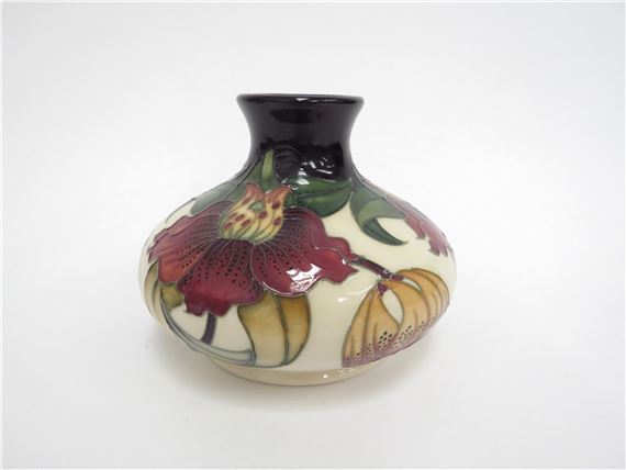 Nicola Slaney | A Moorcroft Anna Lily pattern squat form vase de ...