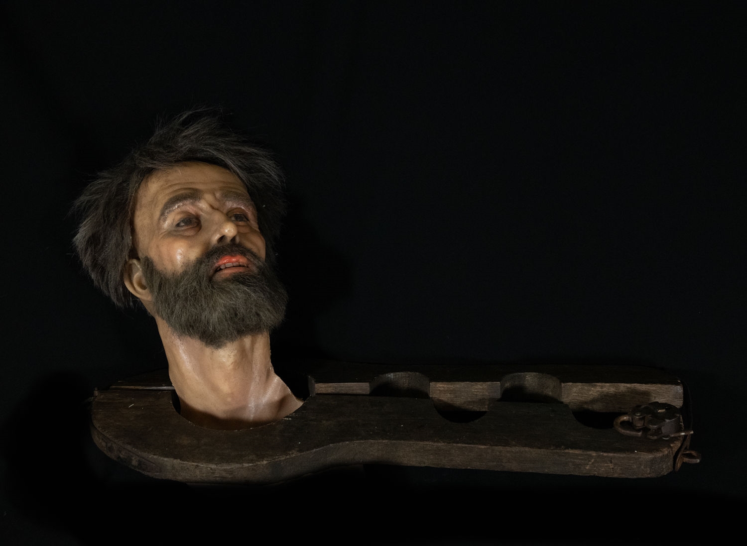 Juan Carlos Castagnino | Reproduction of the Torture Rack used by the ...