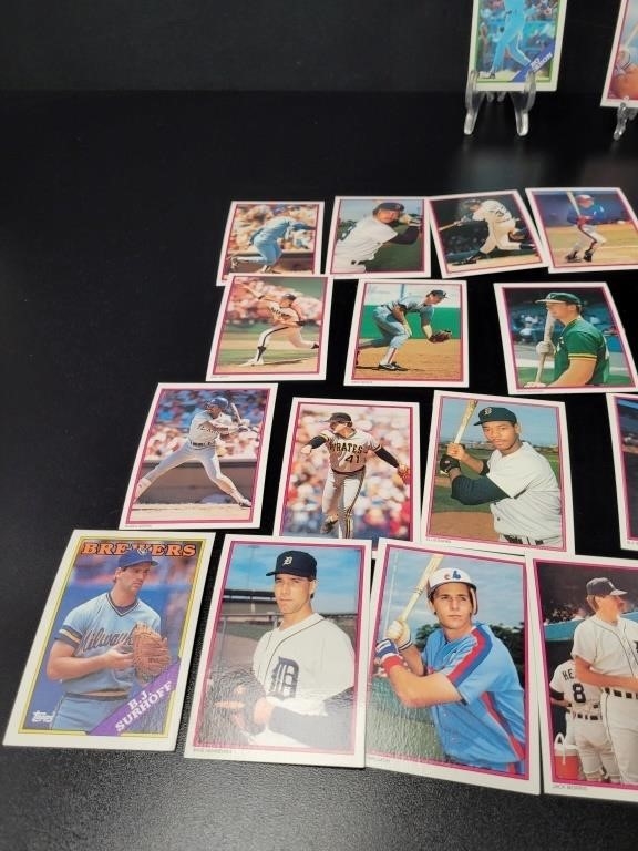 Gary Carter | 1988 Topps Baseball Cards (1988) | MutualArt