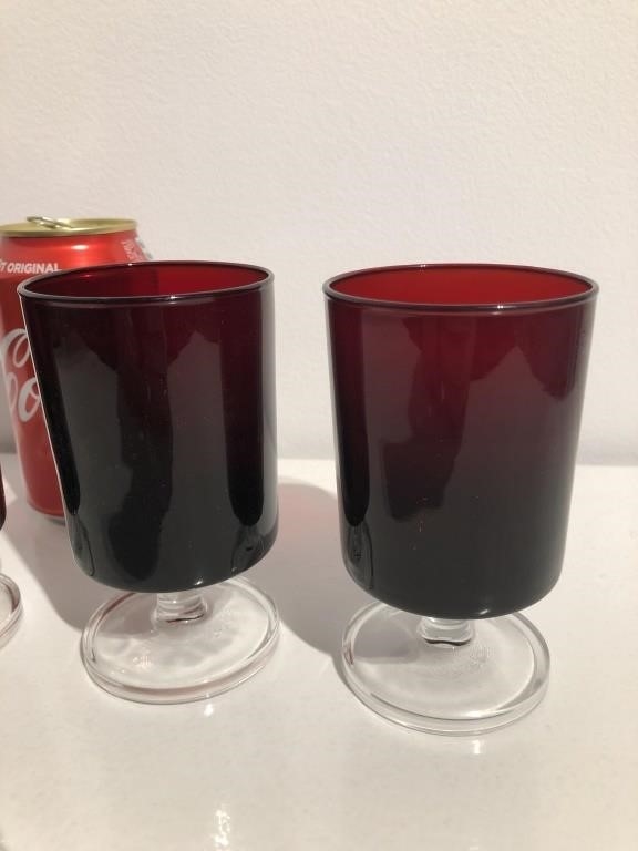 Luminarc | 4 Vintage Luminarc France Rubis Rouge Rubis Tige | MutualArt