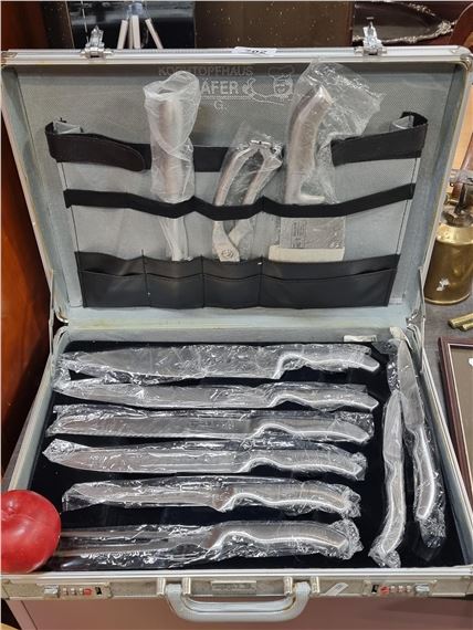 Sean Schaffer | A Kochtopfhaus Schaffer stainless steal cookware set ...