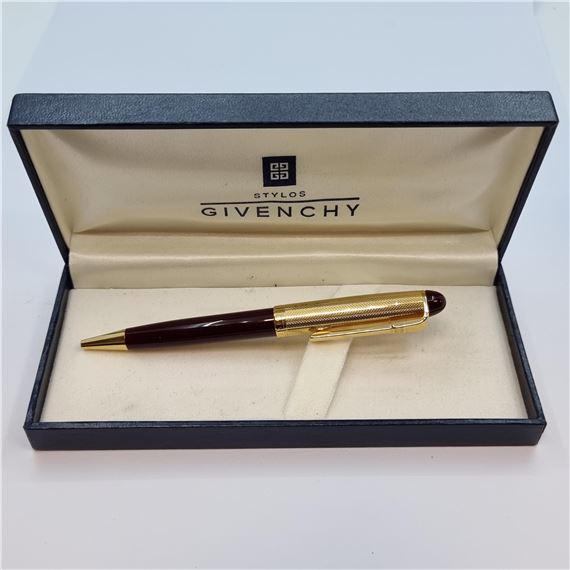 Givenchy | A nice example of Givenchy ballpoint pen with marbled barrel ...