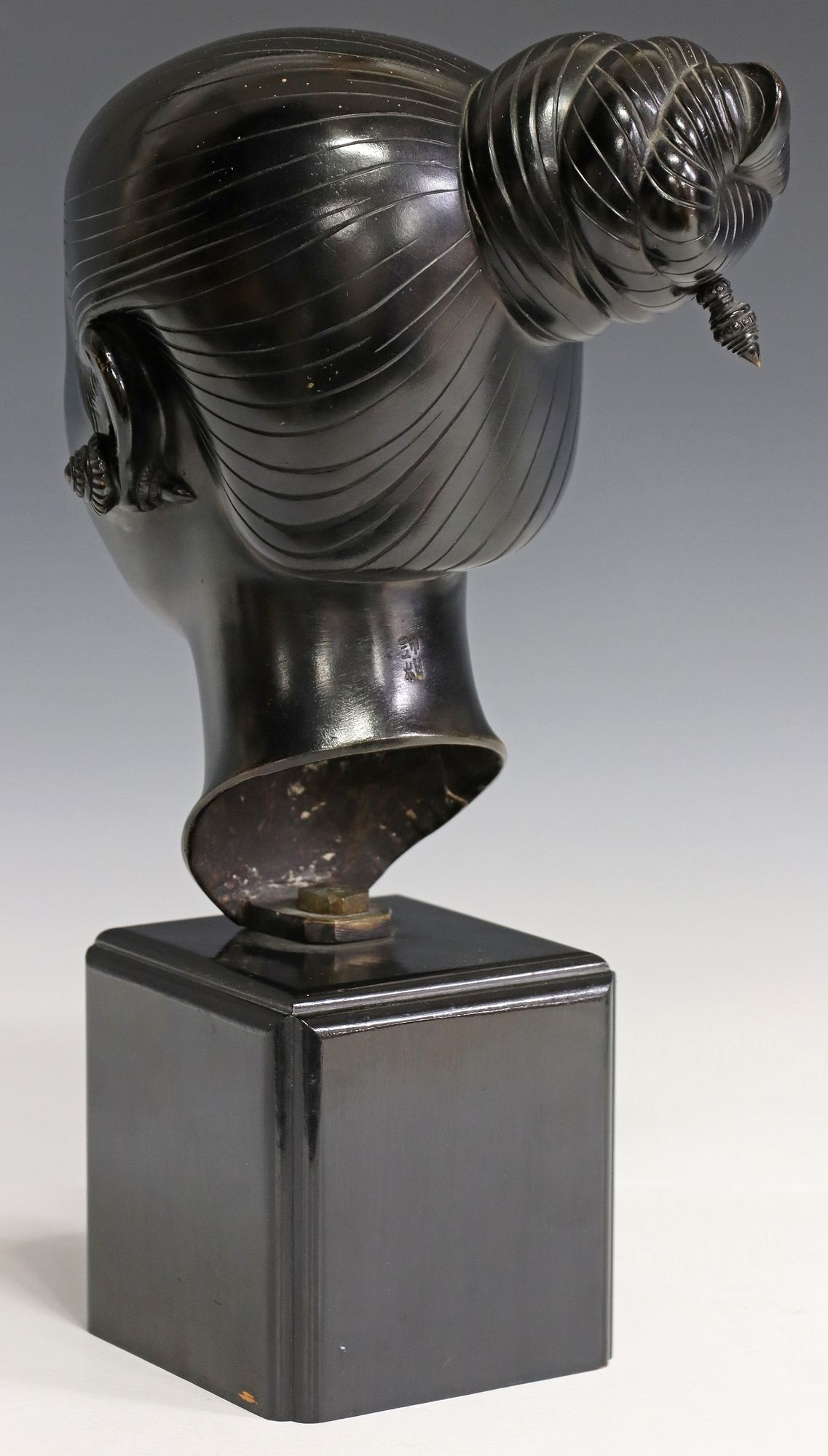 Nguyen Thanh Le | Bust of a Laotian Young Woman | MutualArt