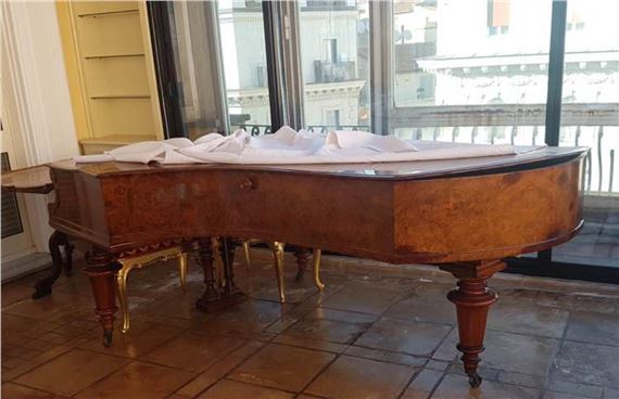 C. Bechstein | Pianoforte a coda lunga in noce e radica di noce marca C ...