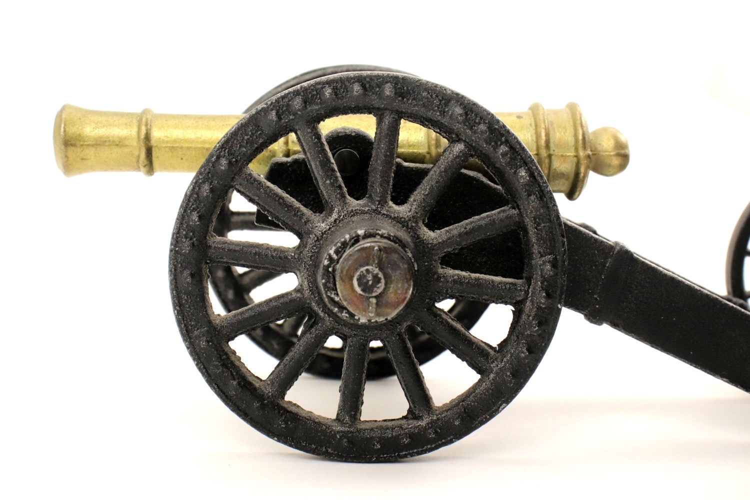 U.S. Army | 1861 MINI CIVIL WAR CANNON MODEL WITH LIMBER (1861) | MutualArt