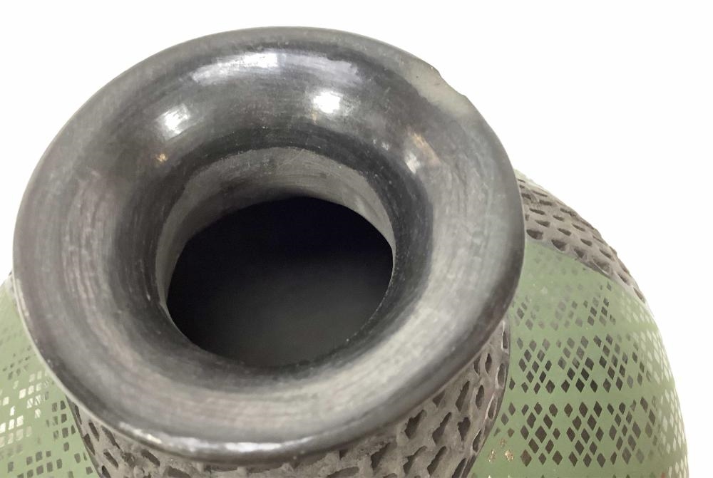 Benjamin Soto | Benjamin Soto Signed Mata Ortiz Pottery Pot | MutualArt