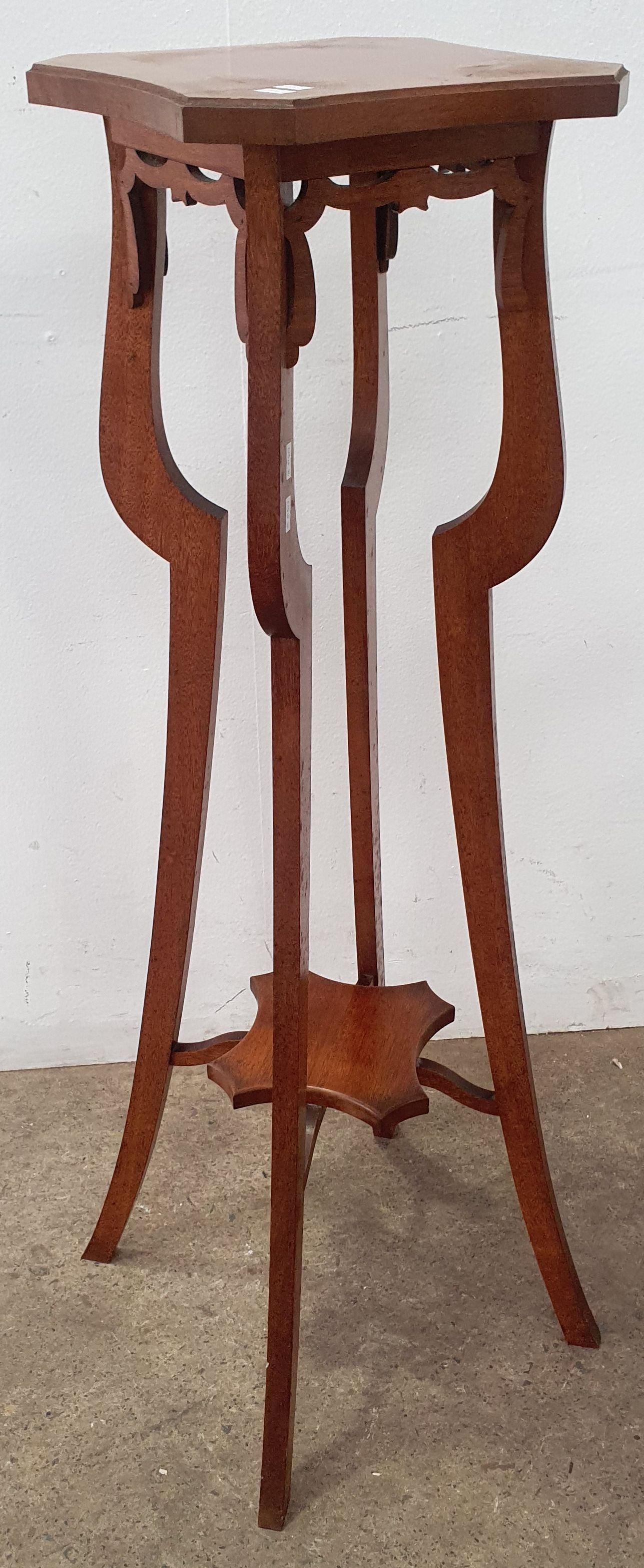 An Edwardian | AN EDWARDIAN MAPLE PLANT STAND | MutualArt