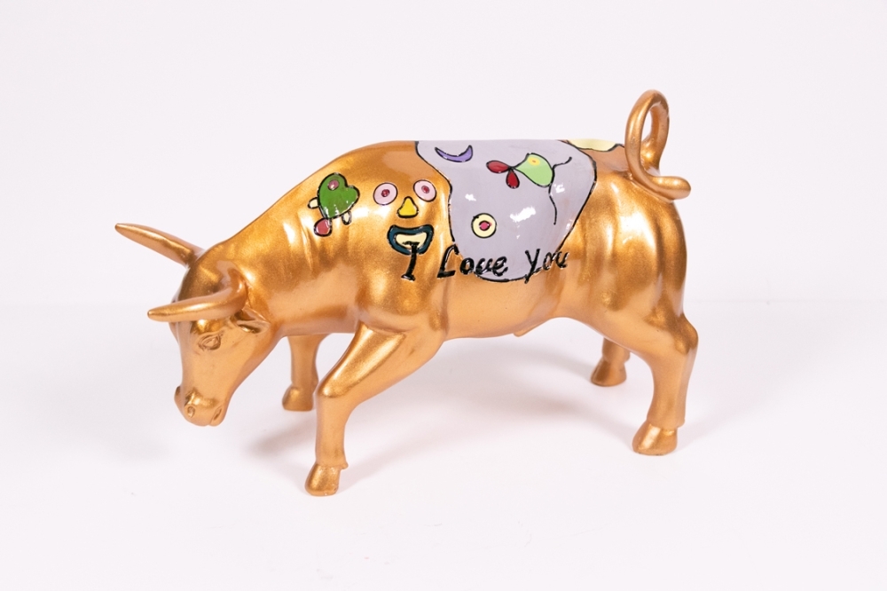 Hannes D'Haese | Love bull | MutualArt