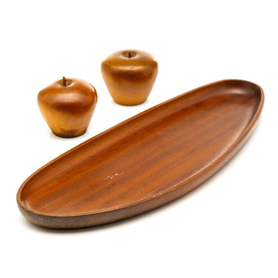 Huon Pine | Salt and pepper shaker in apple form made of Tasmanian Huon ...