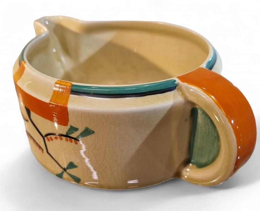 Clarice Cliff | Clarice Cliff Early Pattern Odilon Shape 'Ravel' Sauce ...