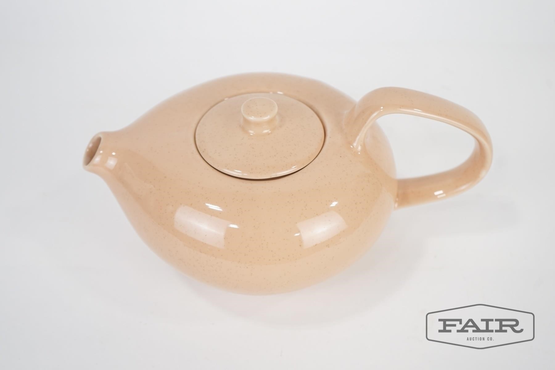 Russel Wright | Russel Wright Coral Teapot | MutualArt