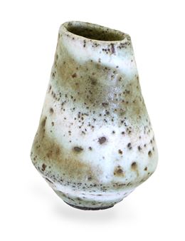 Lucie Rie | Dame Lucie Rie (1902-1995) circa 1983, squashed oval form ...