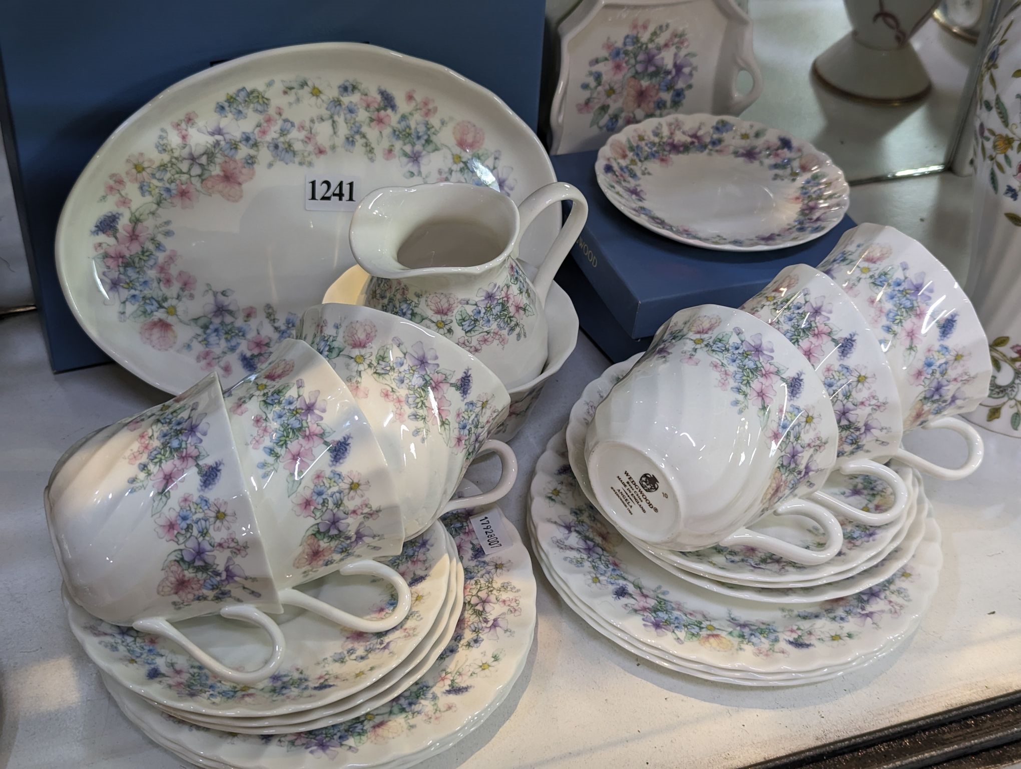 Wedgwood | WEDGWOOD TEASET | MutualArt