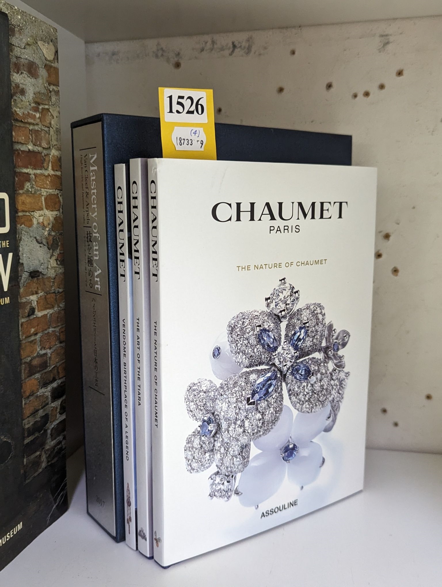 van Cleef | CHAUMET AND VAN CLEEF AND ARPELS BOOKS | MutualArt
