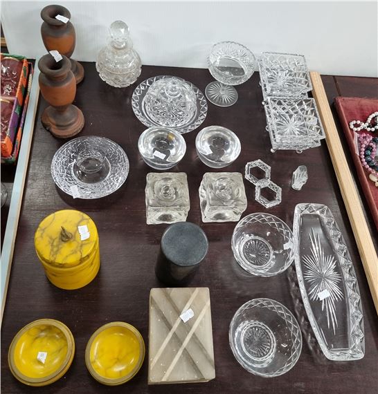 Orrefors | A SELECTION OF CANDLESTICKS AND SMOKER'S REQUISITES | MutualArt