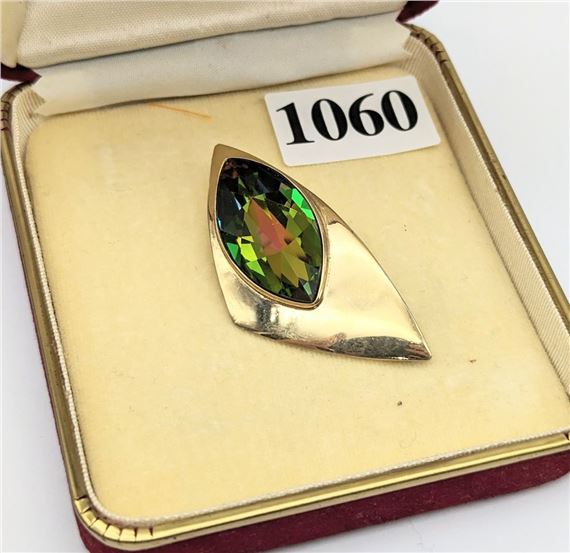 Donald Simpson | DONALD SIMPSON BROOCH | MutualArt