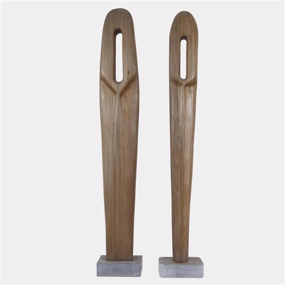Begga d'Haese | couple wooden sculptures in Afzelia wood Love couple ...