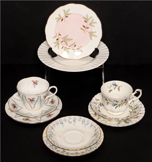 Royal Albert | A Royal Albert (England) bone china assortment | MutualArt