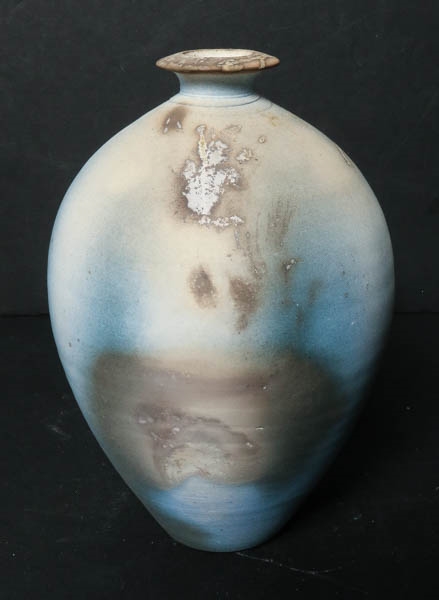 Daniel Anderson | A selection of Australian studio pottery | MutualArt