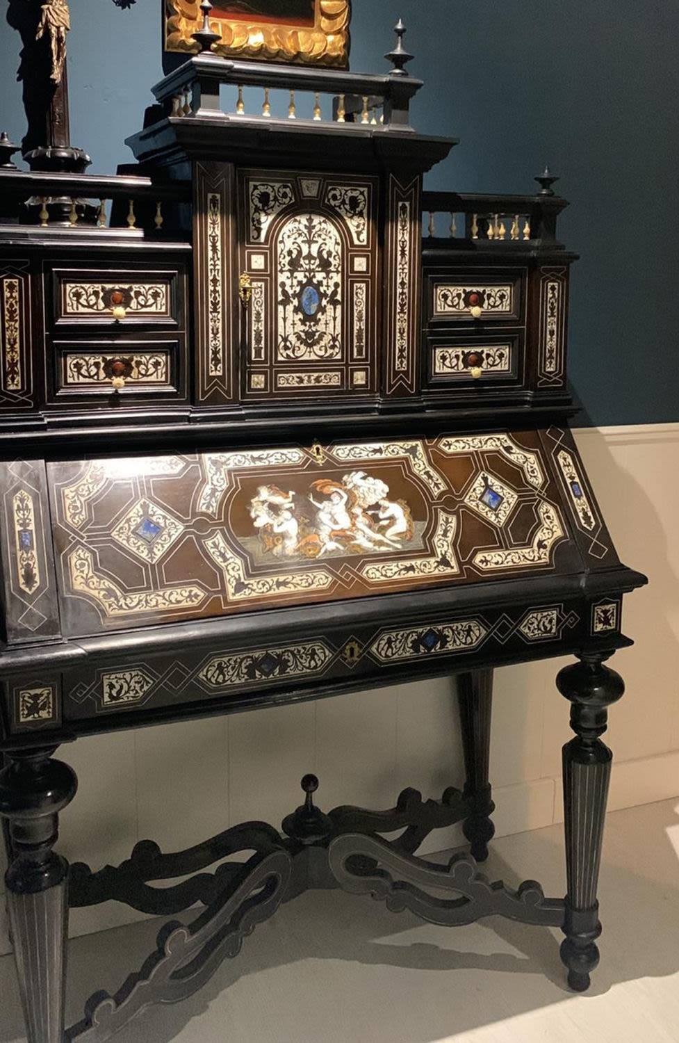 Alan Peters | Excepcional Cabinet Florentino en marquetería de ...