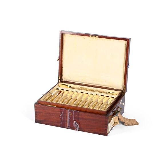 Sebastian | A SILVER-GILT VINE PATTERN DESSERT SERVICER. & S. GARRAD ...