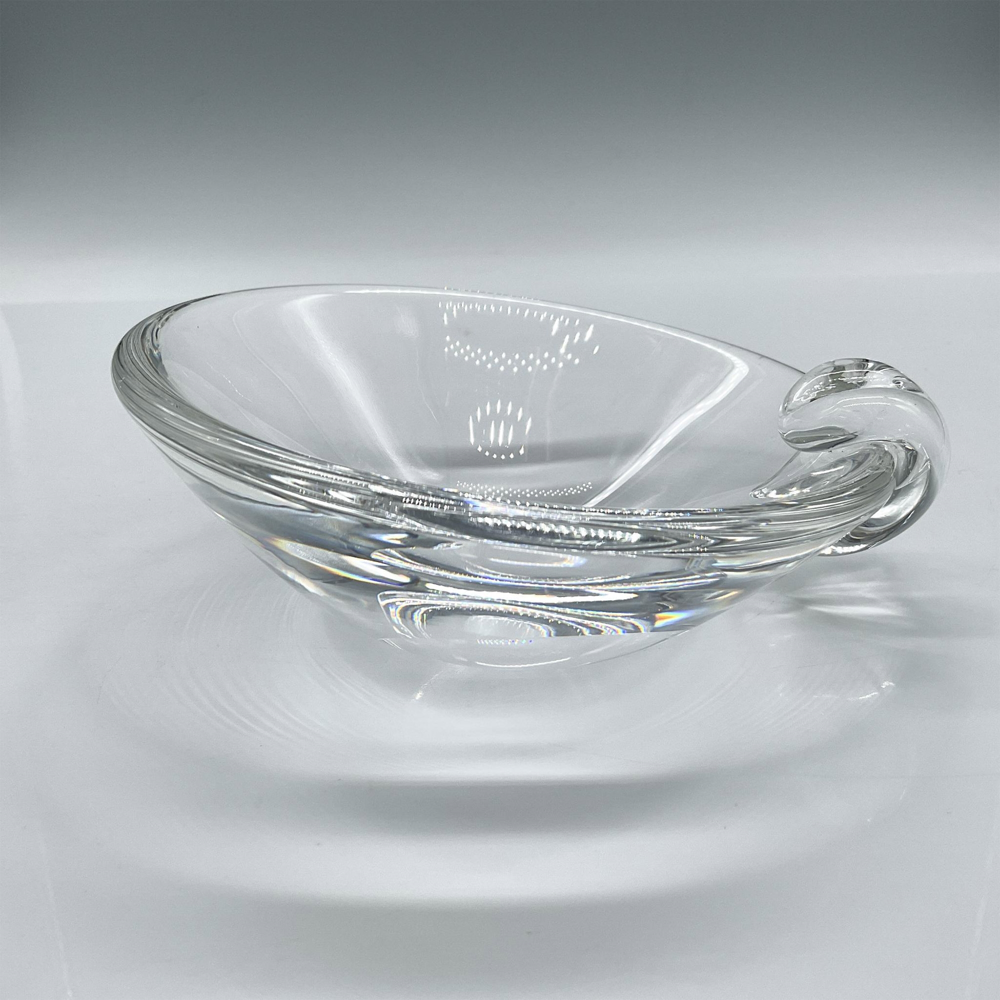 George Thompson | Steuben Art Glass Ashtray | MutualArt
