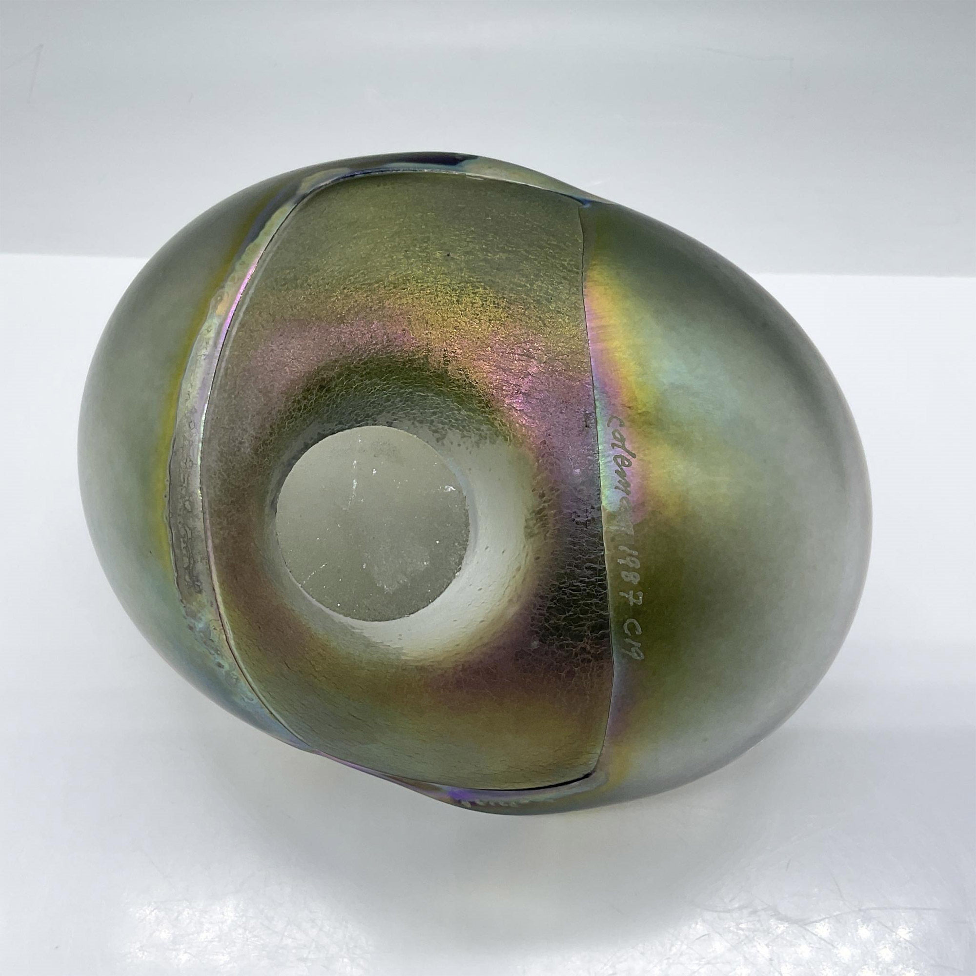 Robert Coleman | Coleman Art Glass Vase (1987) | MutualArt