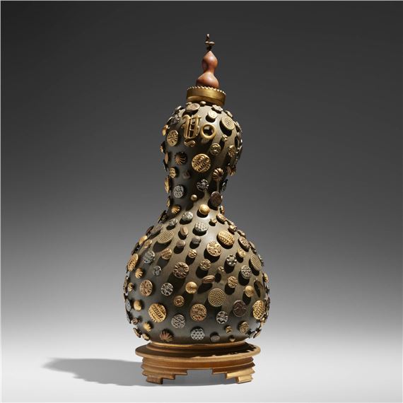 Adrian Saxe | Ampersand Teapot (1988) | MutualArt