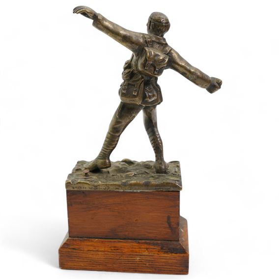 Sydney Wilkinson | Sydney Wilkinson - bronze of a WWI soldier in the ...