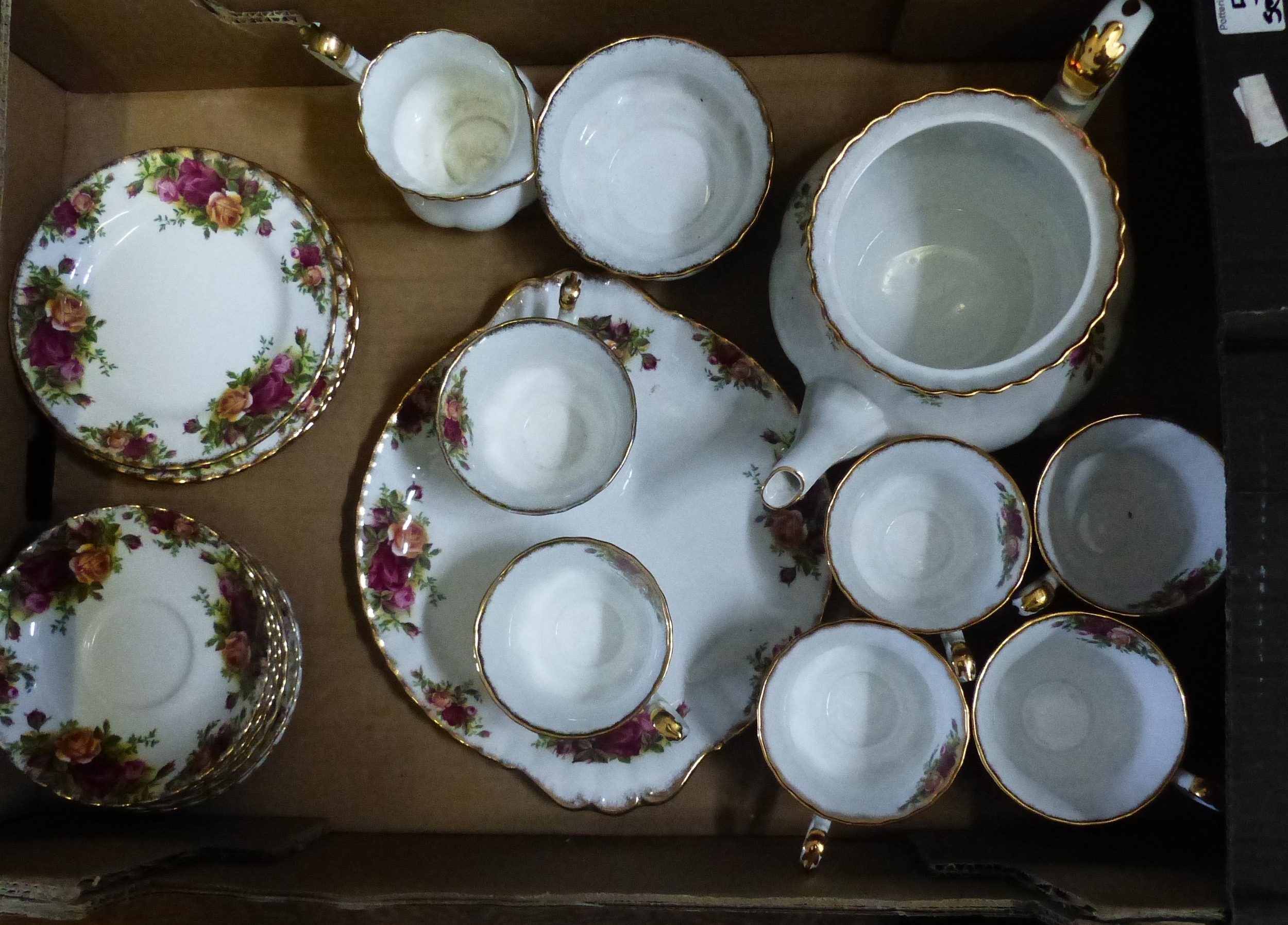 Royal Albert | Royal Albert Old Country Roses pattern 22 Piece tea set ...