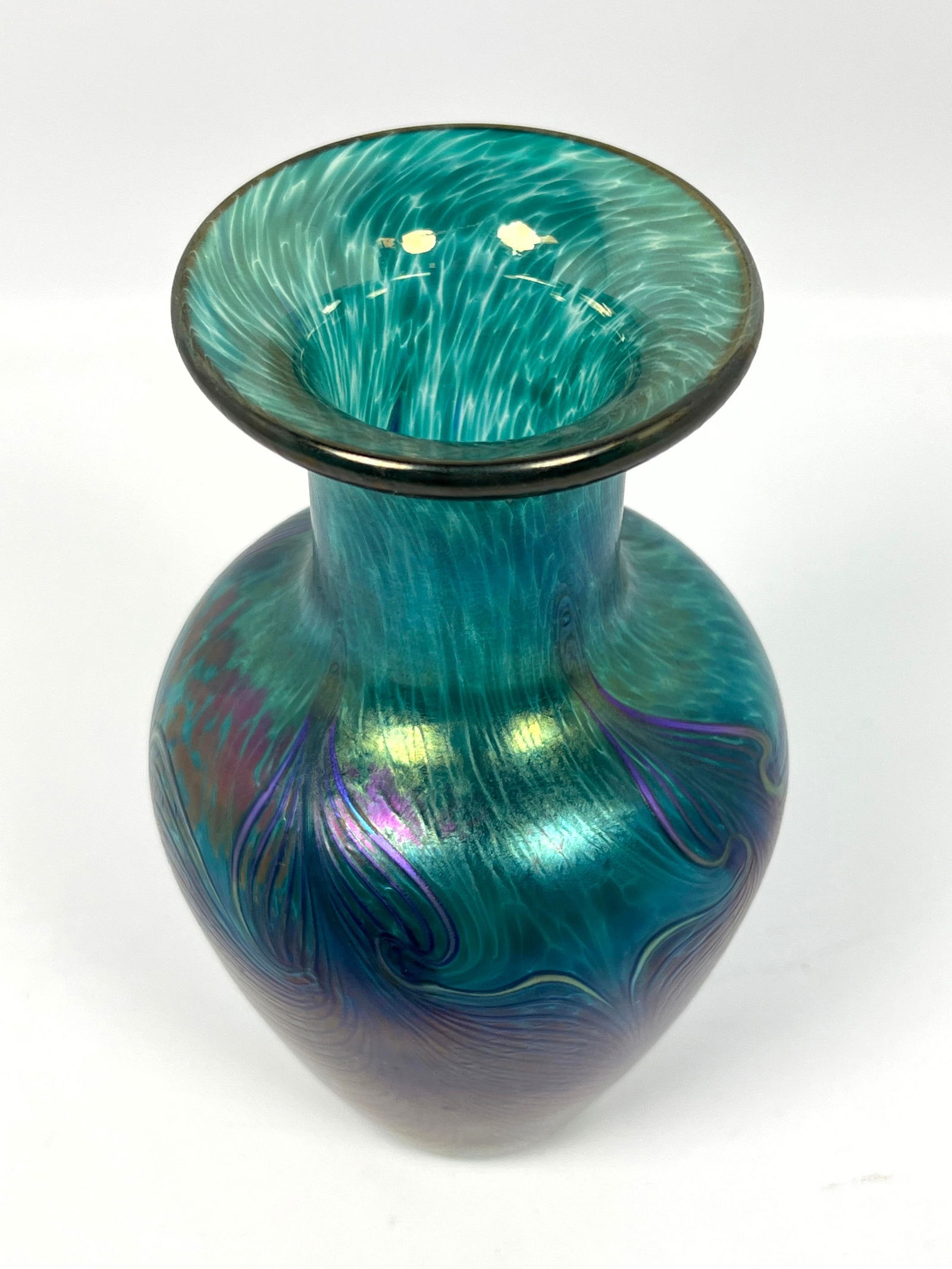 Robert Held | Robert Held Art Glass Vase | MutualArt
