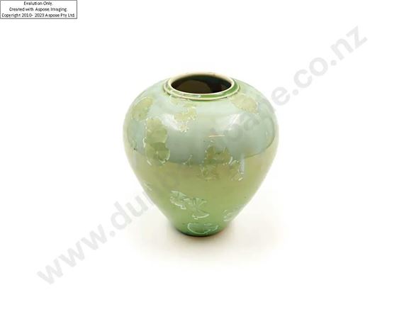 Ngaere Adams | Ngaere Adams Pottery Vase | MutualArt