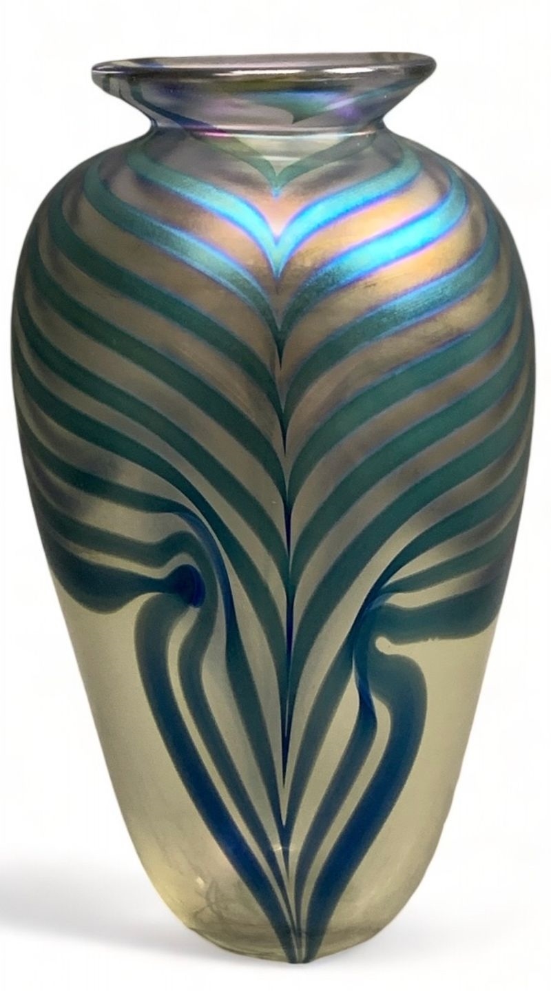Robert Eickholt | Robert Eickholt Pulled Feather Art Glass Vase | MutualArt