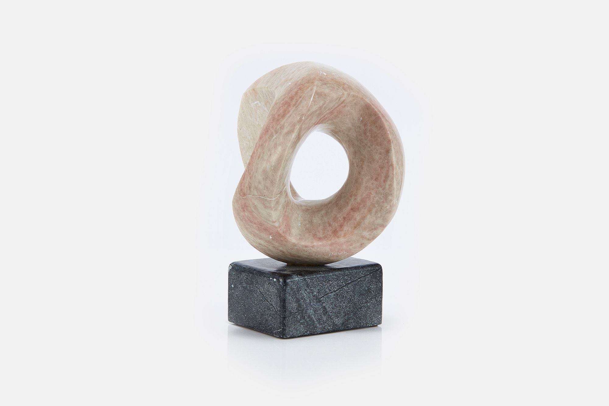 Leon Saulter | Abstract sculpture (1982) | MutualArt
