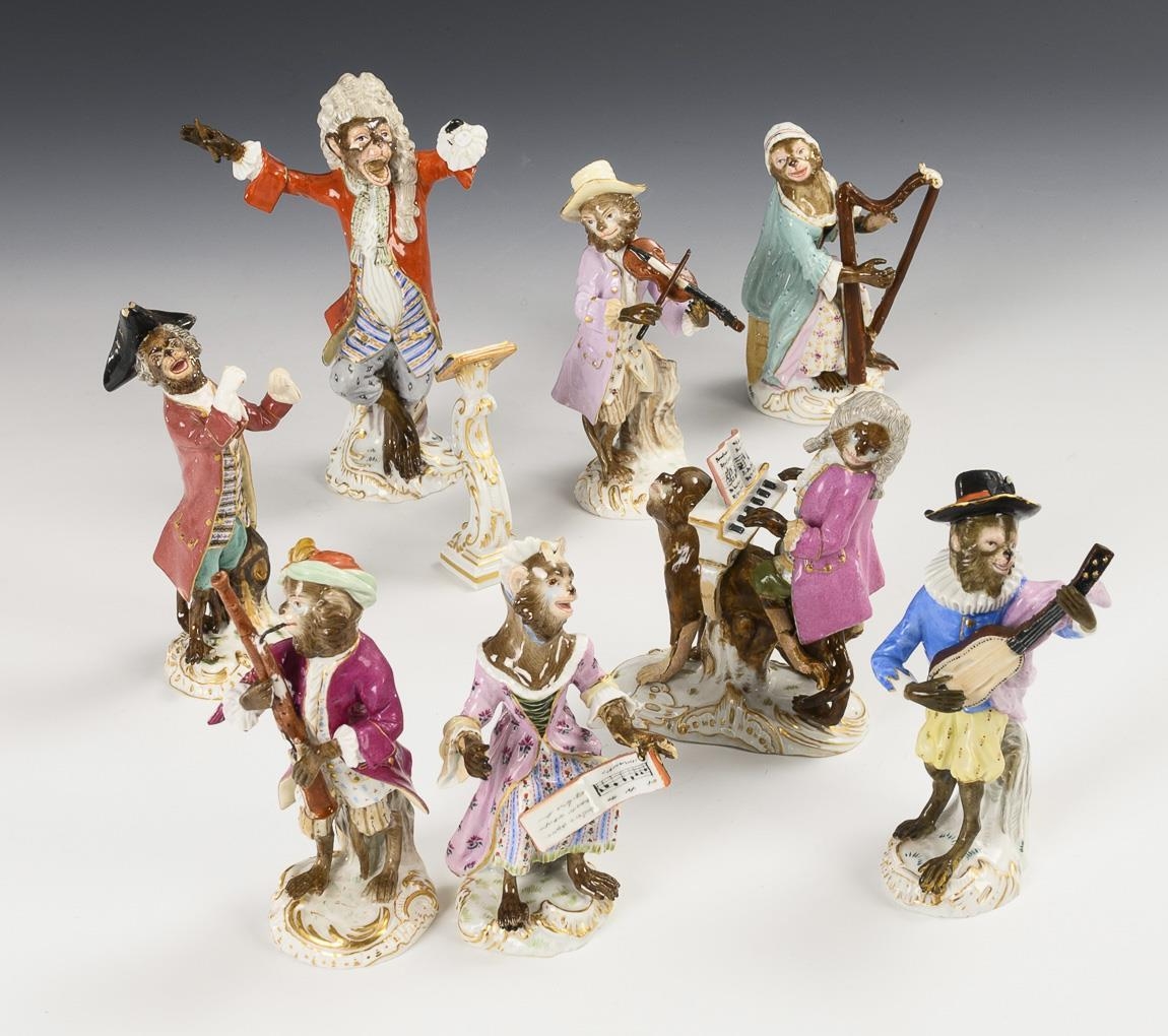Johann Joachim Kändler | 8 monkey musicians and podium (1753) | MutualArt
