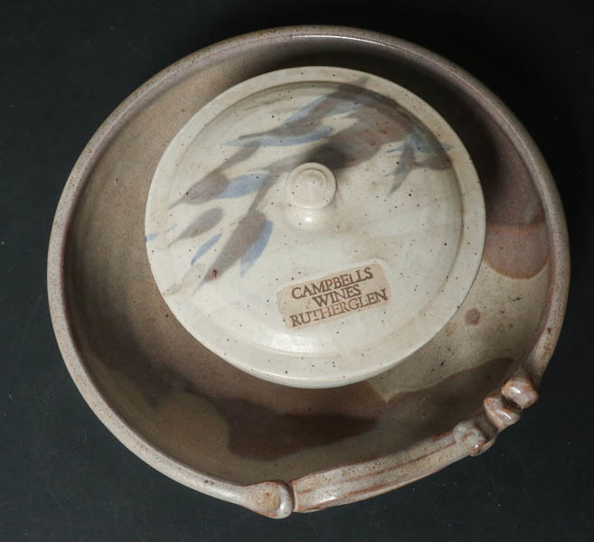 Daniel Anderson | A selection of Australian studio pottery | MutualArt